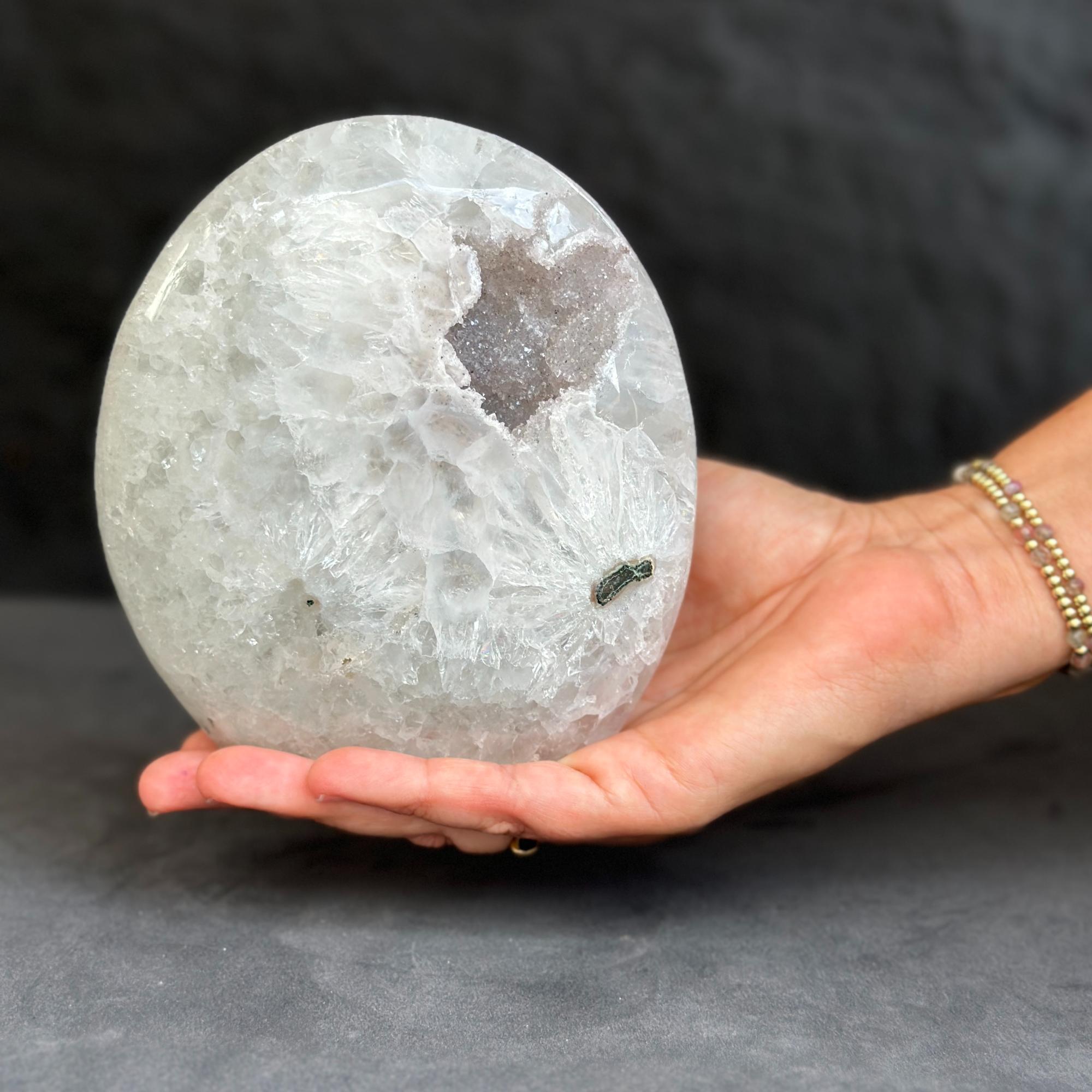 On sale Quartz