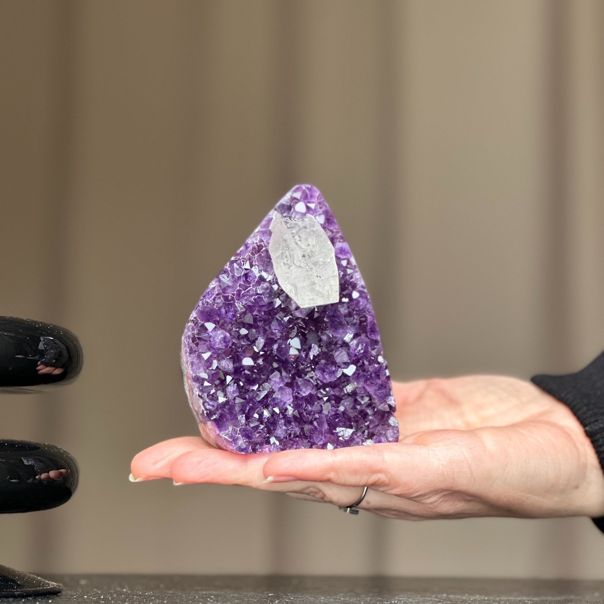 Natural Deep Purple Uruguay Amethyst Crystal Geode – DeepPurpleProject